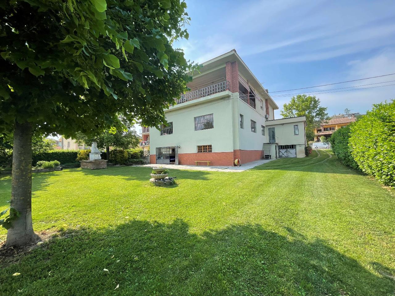 Appartamento in vendita a Mombercelli