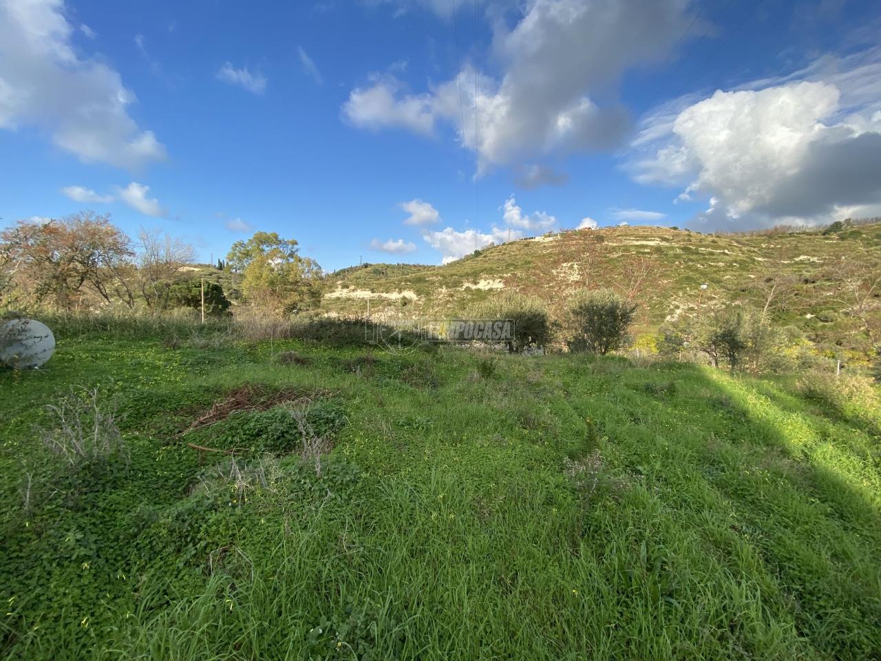 Terreno edificabile in vendita a Villafranca Tirrena