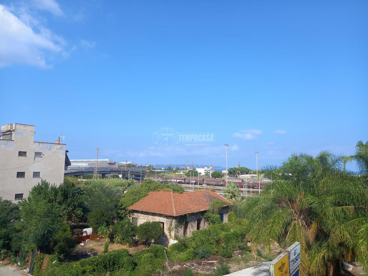 Appartamento in vendita a Pace Del Mela