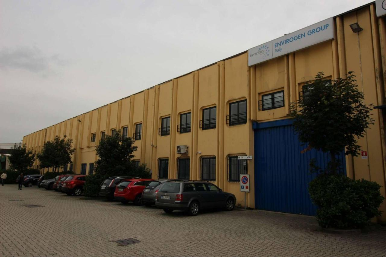 Capannone in affitto a Rho