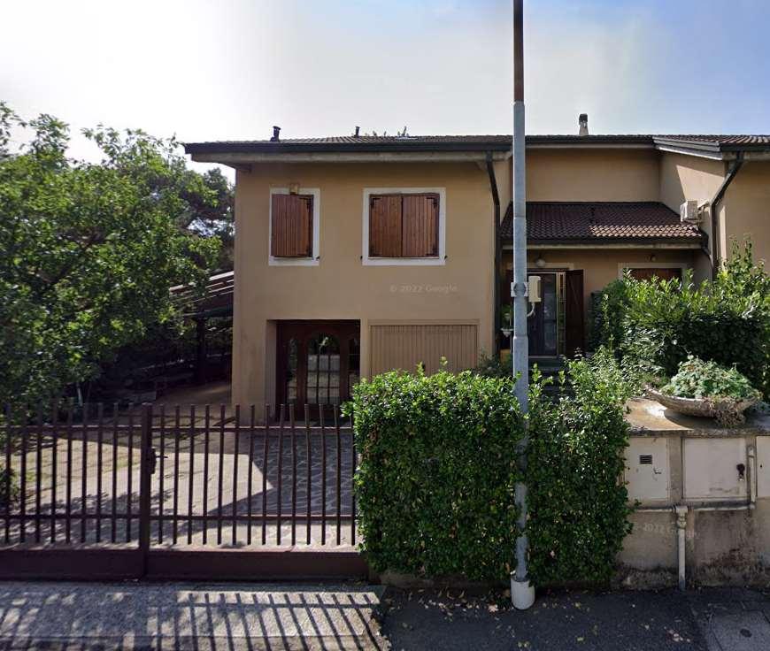 Villa a schiera in vendita a Legnano