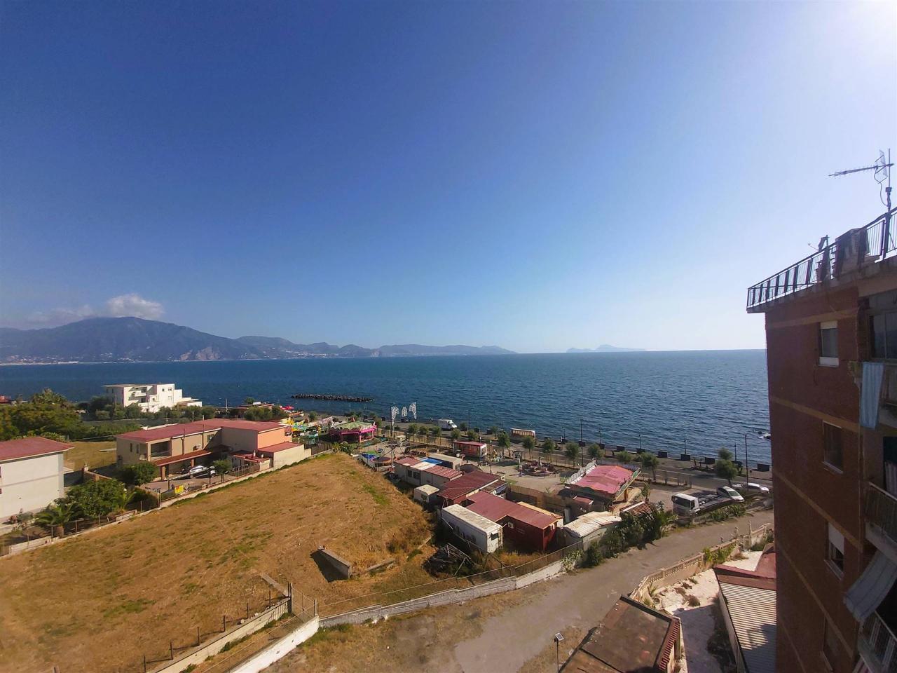 Appartamento in vendita a Torre Del Greco