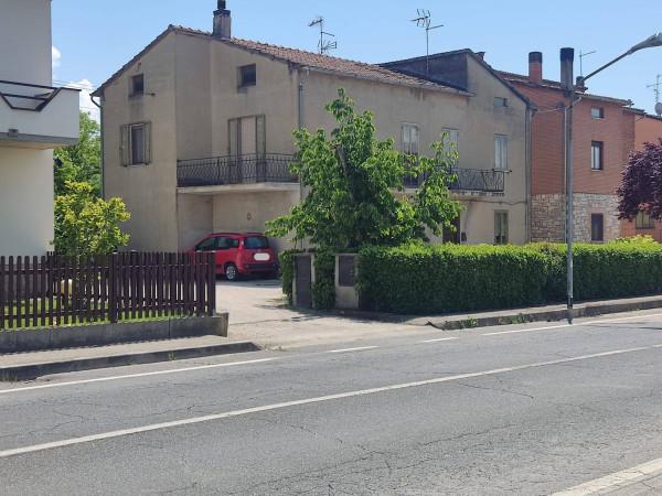 Villa bifamiliare in vendita a Todi