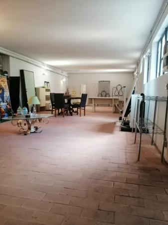 Magazzino in affitto a Assisi