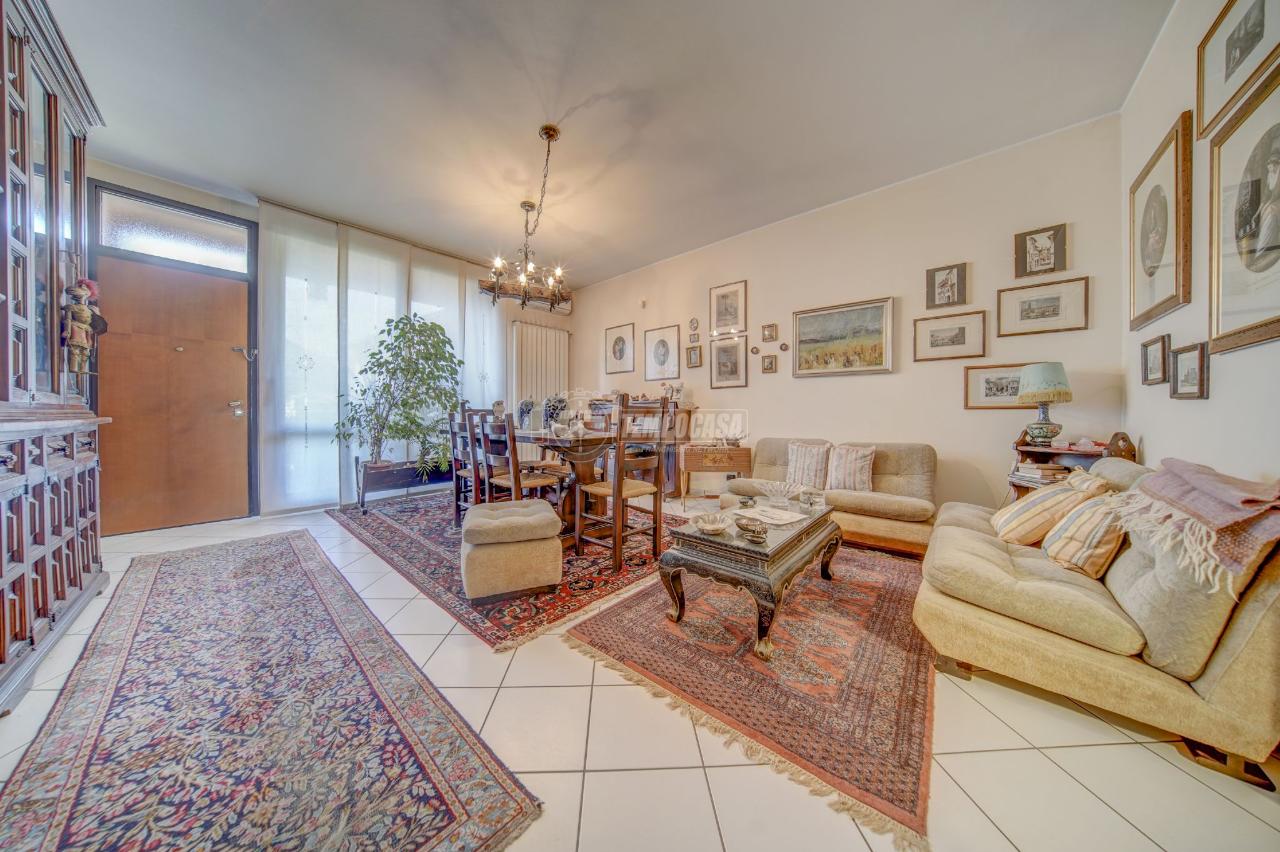 Villa a schiera in Via San Michele sul Carso 20/B, Turbigo