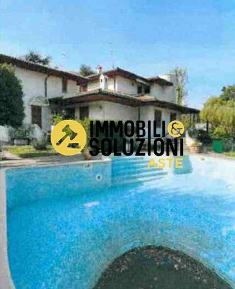 Villa unifamiliare in vendita a Villa D'Adda