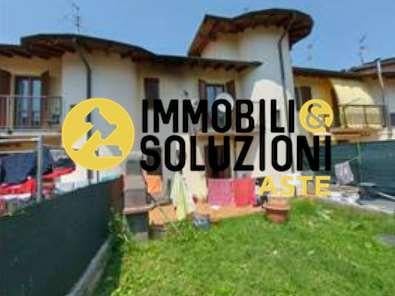 Villa a schiera in vendita a Barbata