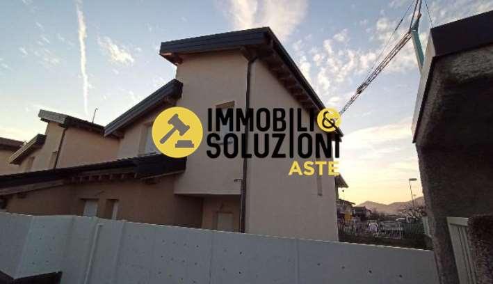 Appartamento in vendita a Trescore Balneario