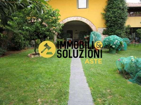 Rustico in vendita a Valbrembo