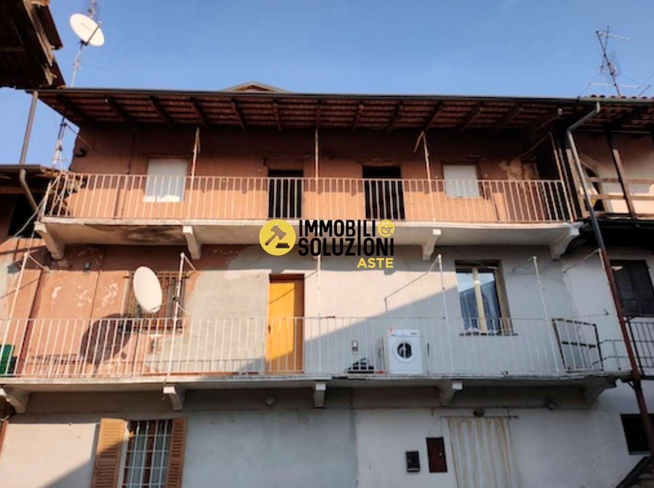 Appartamento in vendita a Fara Novarese