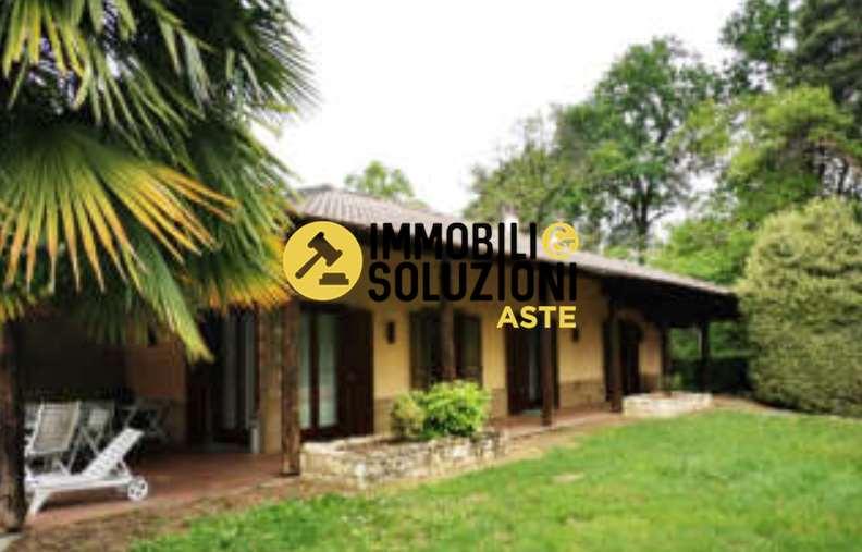 Villa unifamiliare in vendita a Agrate Conturbia