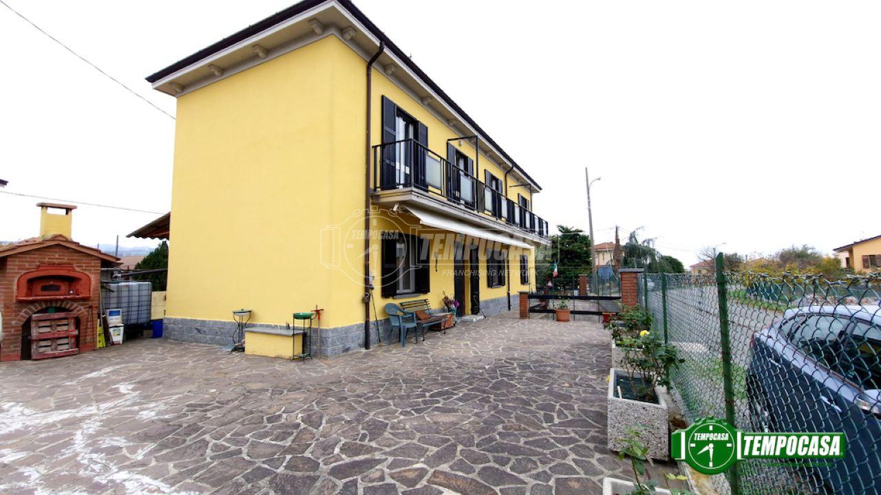 Villa in Via Bissone 1, Agazzano