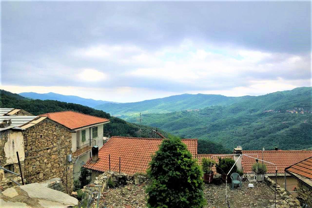 Porzione di casa in vendita a Aurigo