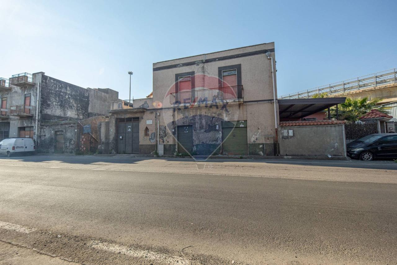 Casa indipendente in vendita a Catania