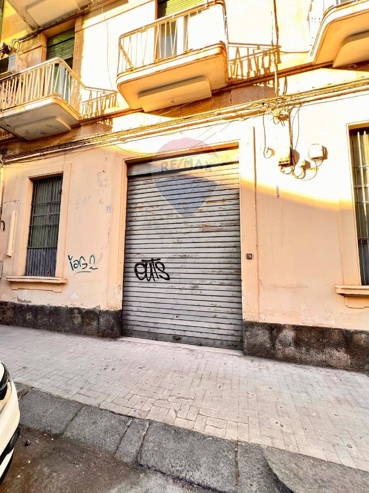 Box in vendita a Catania