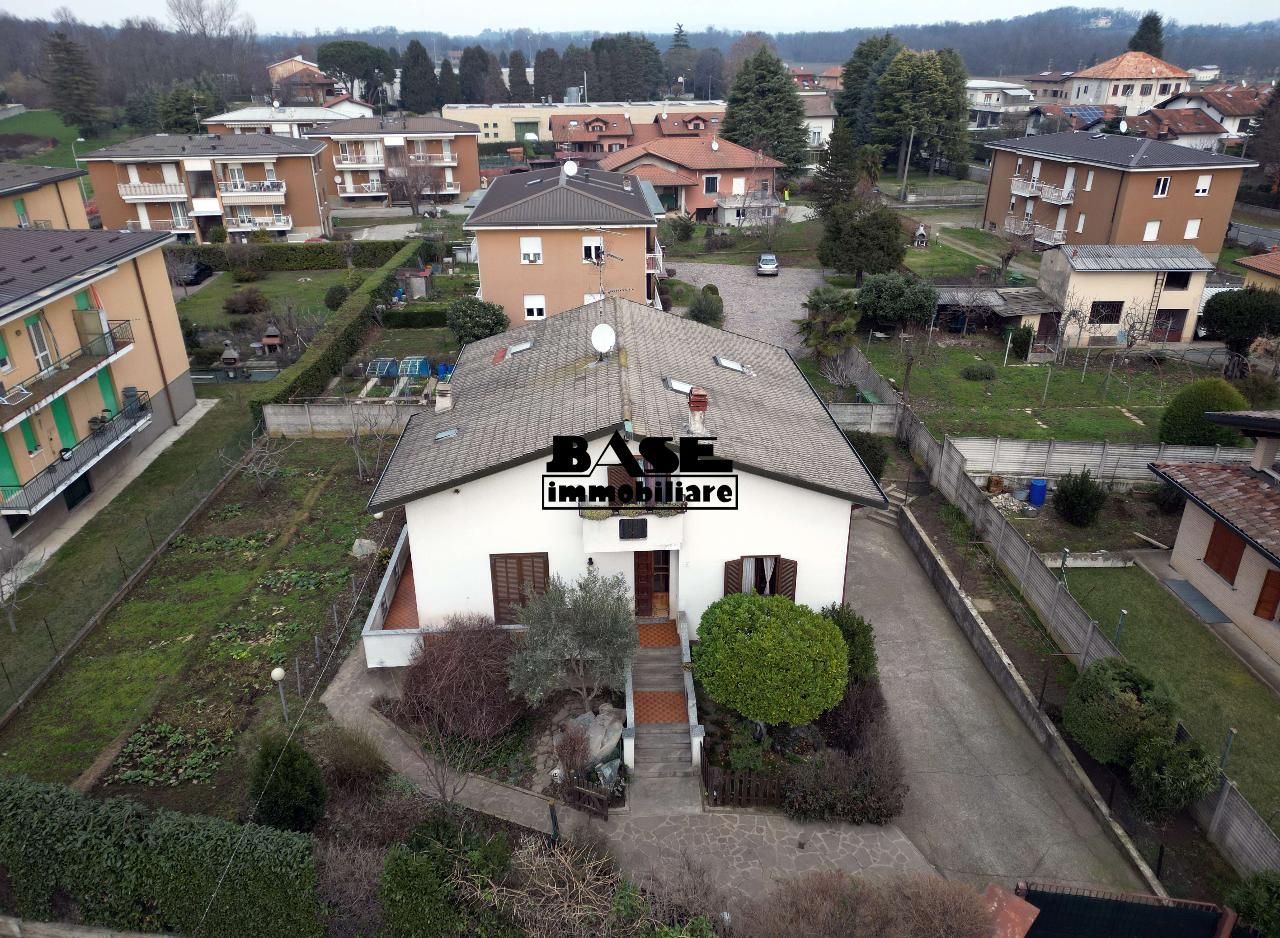 Villa unifamiliare in vendita a Bregnano