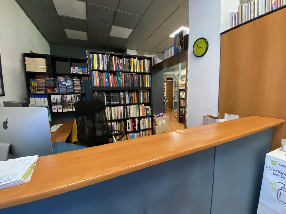 Ufficio in affitto a Novate Milanese