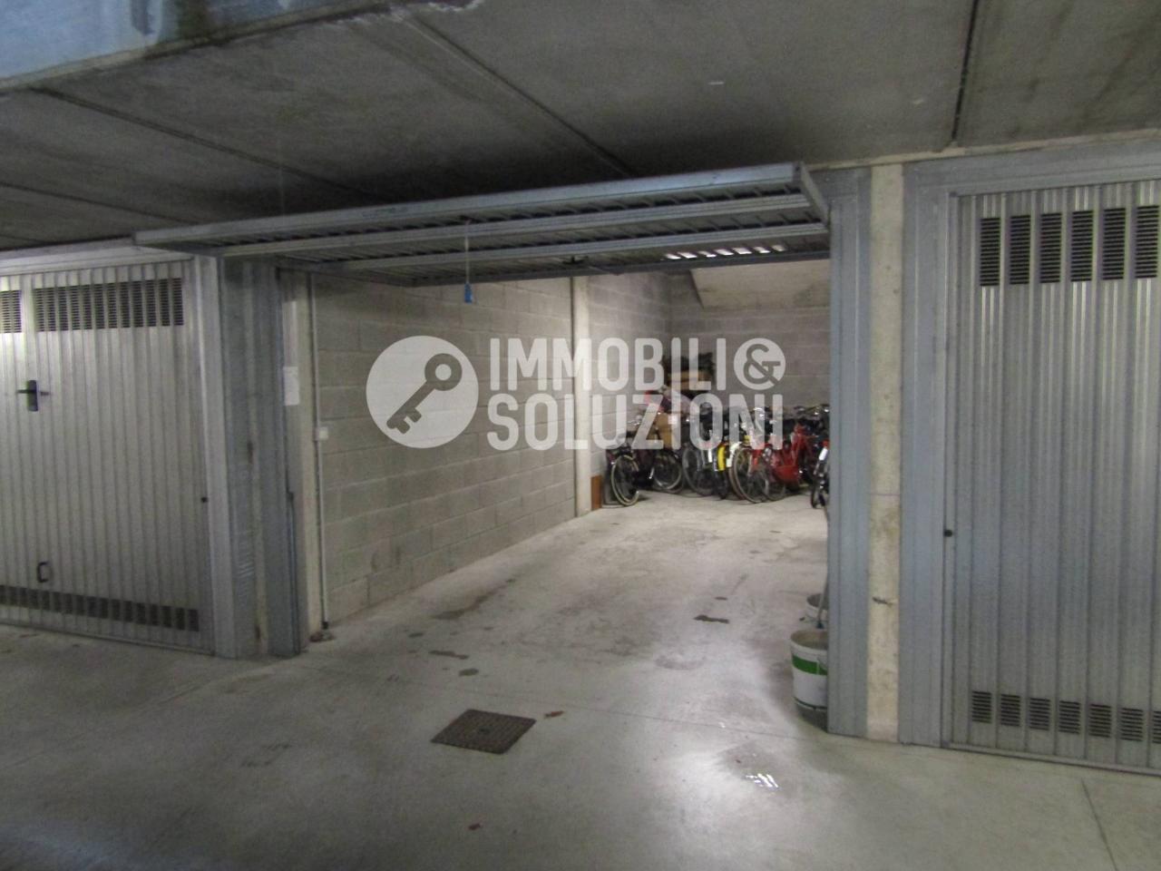 Box in vendita a Bottanuco