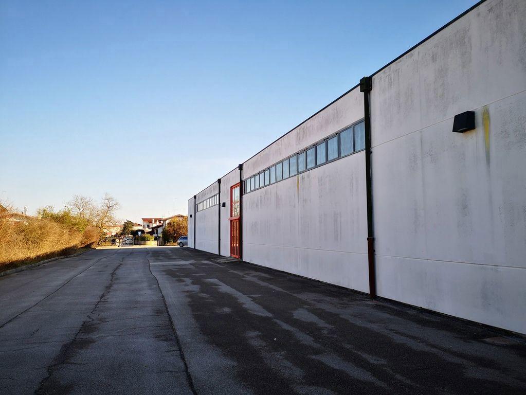 Capannone in vendita a Preganziol