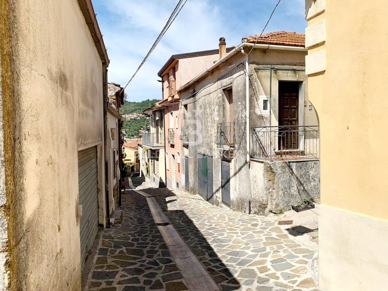 Appartamento in vendita a Rutino