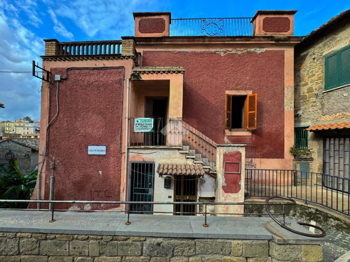 Appartamento in vendita a Campagnano Di Roma