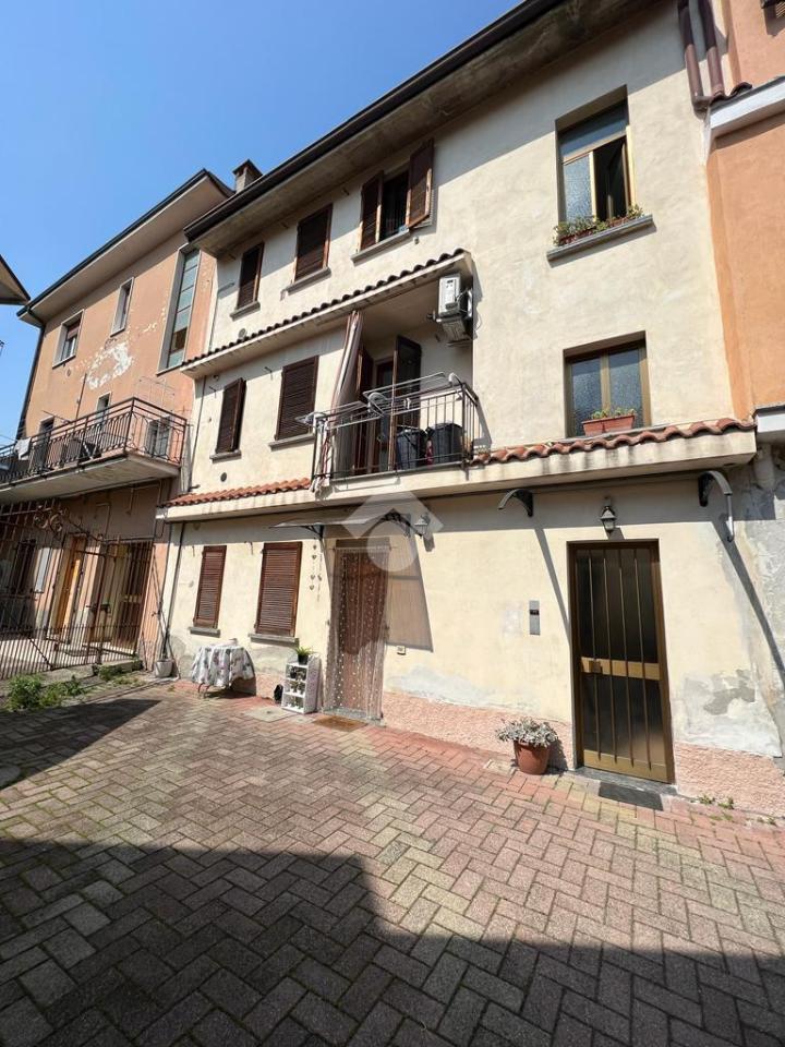 Trilocale in Via Caleppio 4, Pontirolo Nuovo