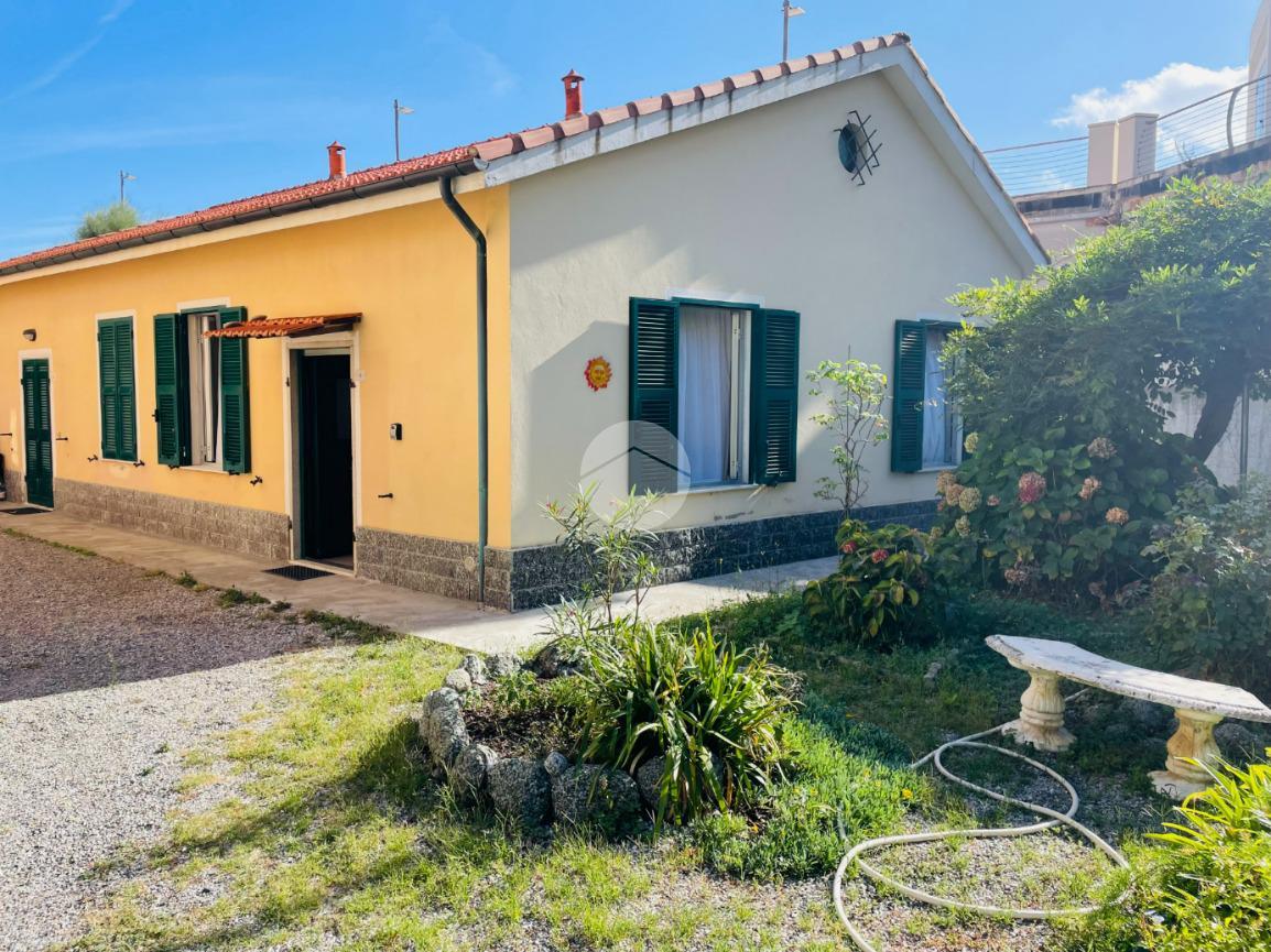 Appartamento in vendita a Deiva Marina