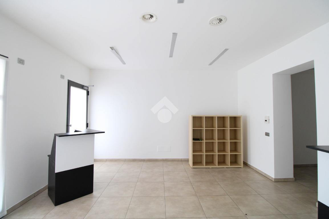 Ufficio in affitto a Bellusco