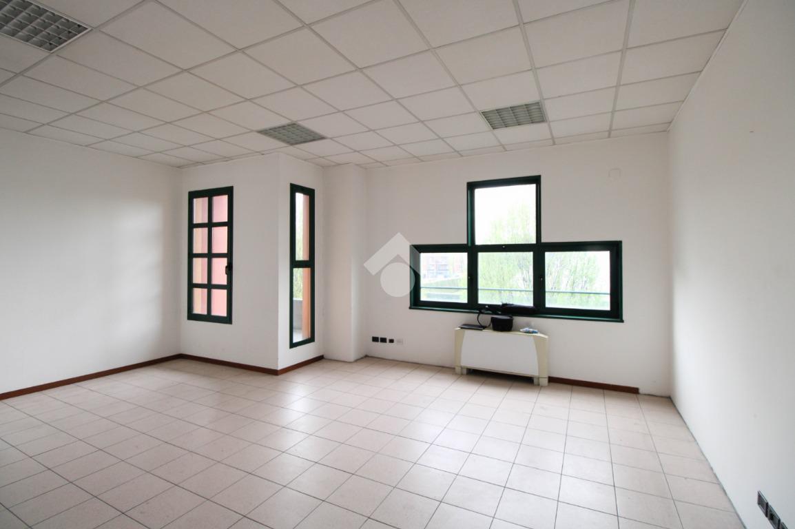 Ufficio in affitto a Concorezzo