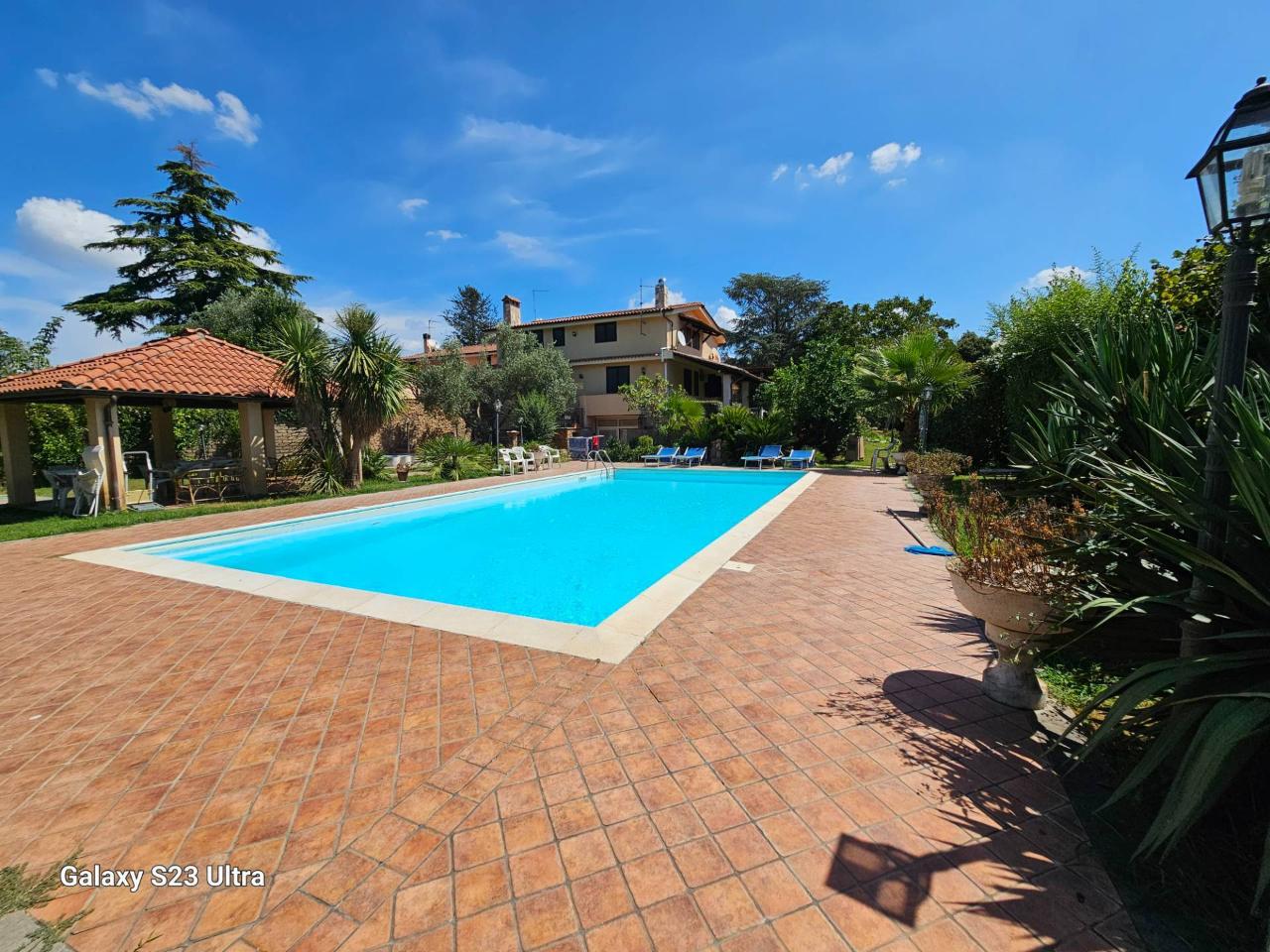 Casa indipendente in vendita a Formello