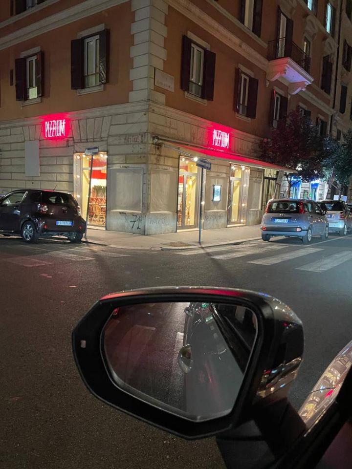 Negozio in vendita a Roma