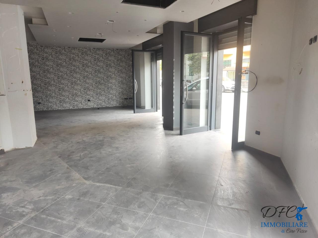 Negozio in affitto a Afragola