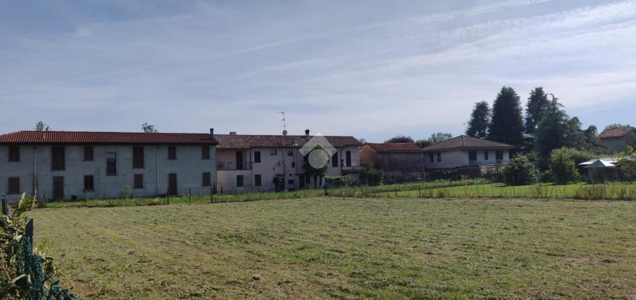 Terreno edificabile in vendita a Cuggiono