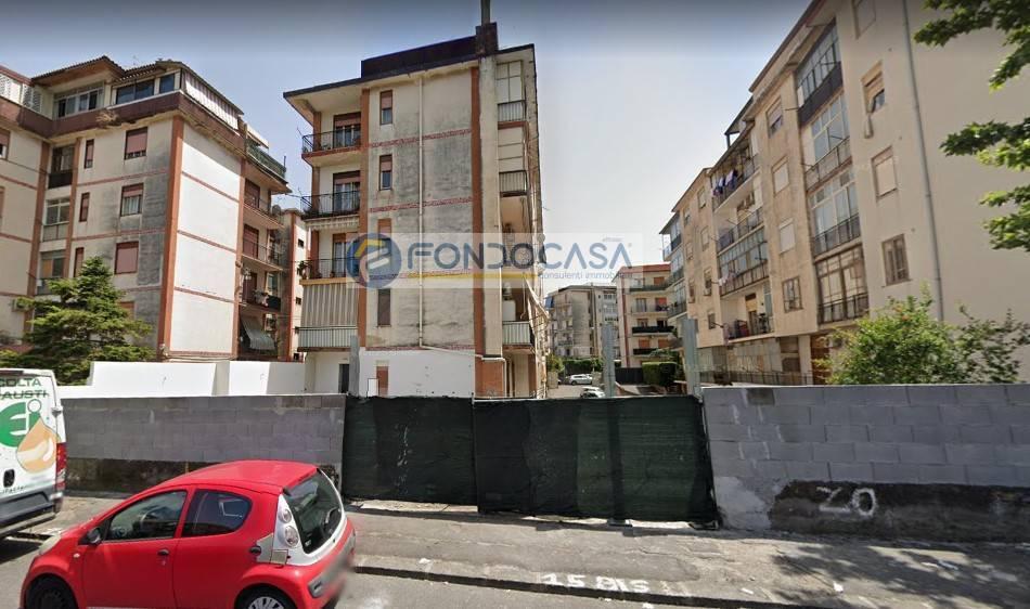 Casa indipendente in vendita a Gravina Di Catania