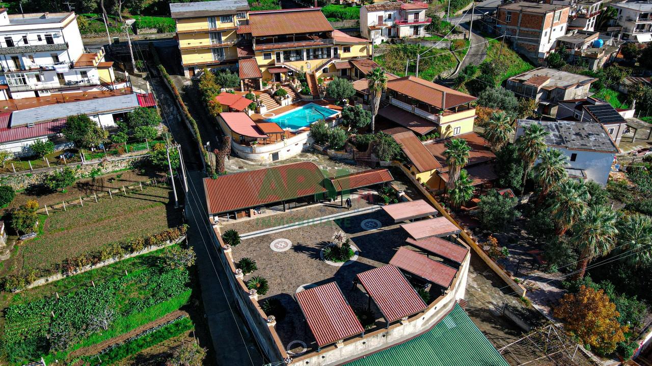 Villa in vendita a Paola