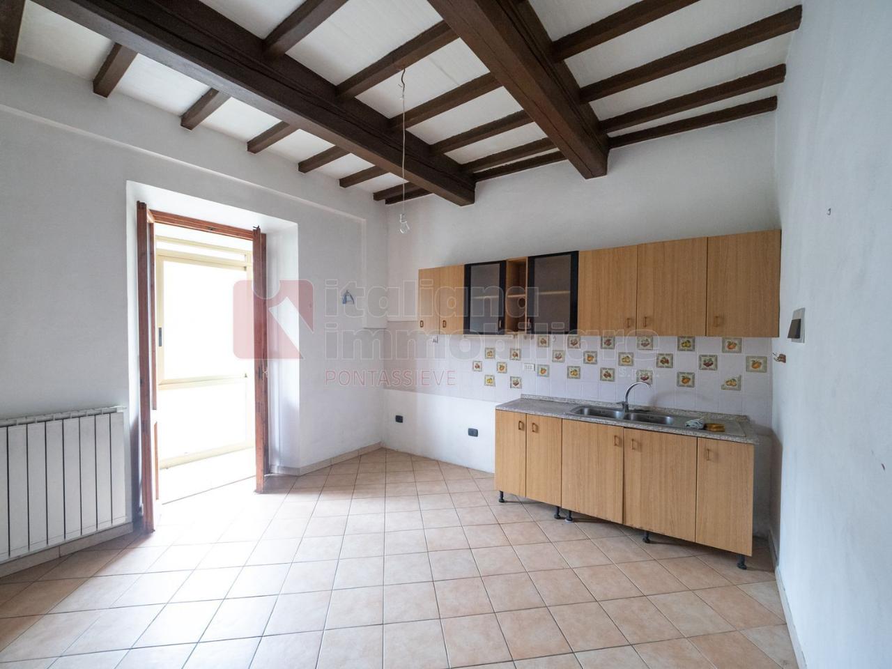 Villa in vendita a Reggello