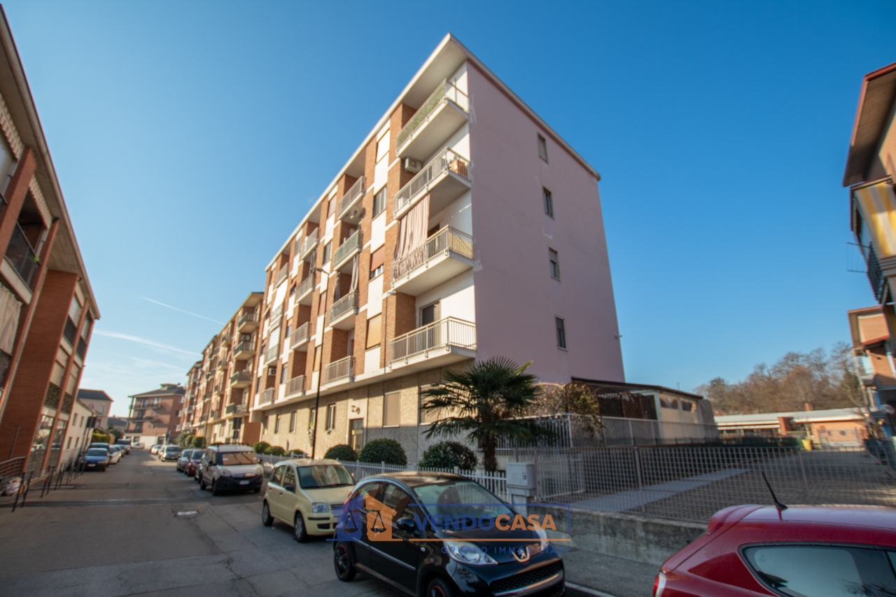 Bilocale in Via Giuseppe Cagna 22, Asti