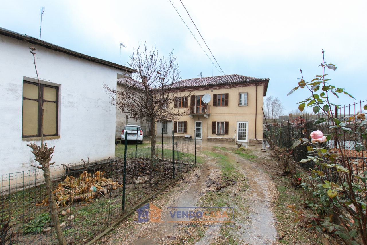 Casa indipendente in vendita a Asti