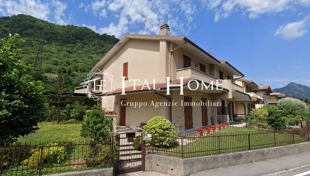 Villa in vendita a Olginate