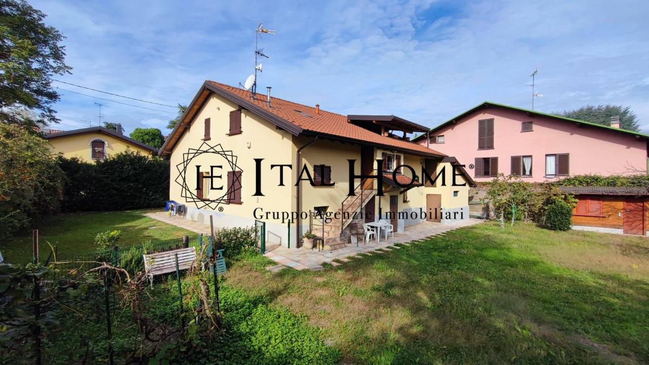 Villa in vendita a Imbersago