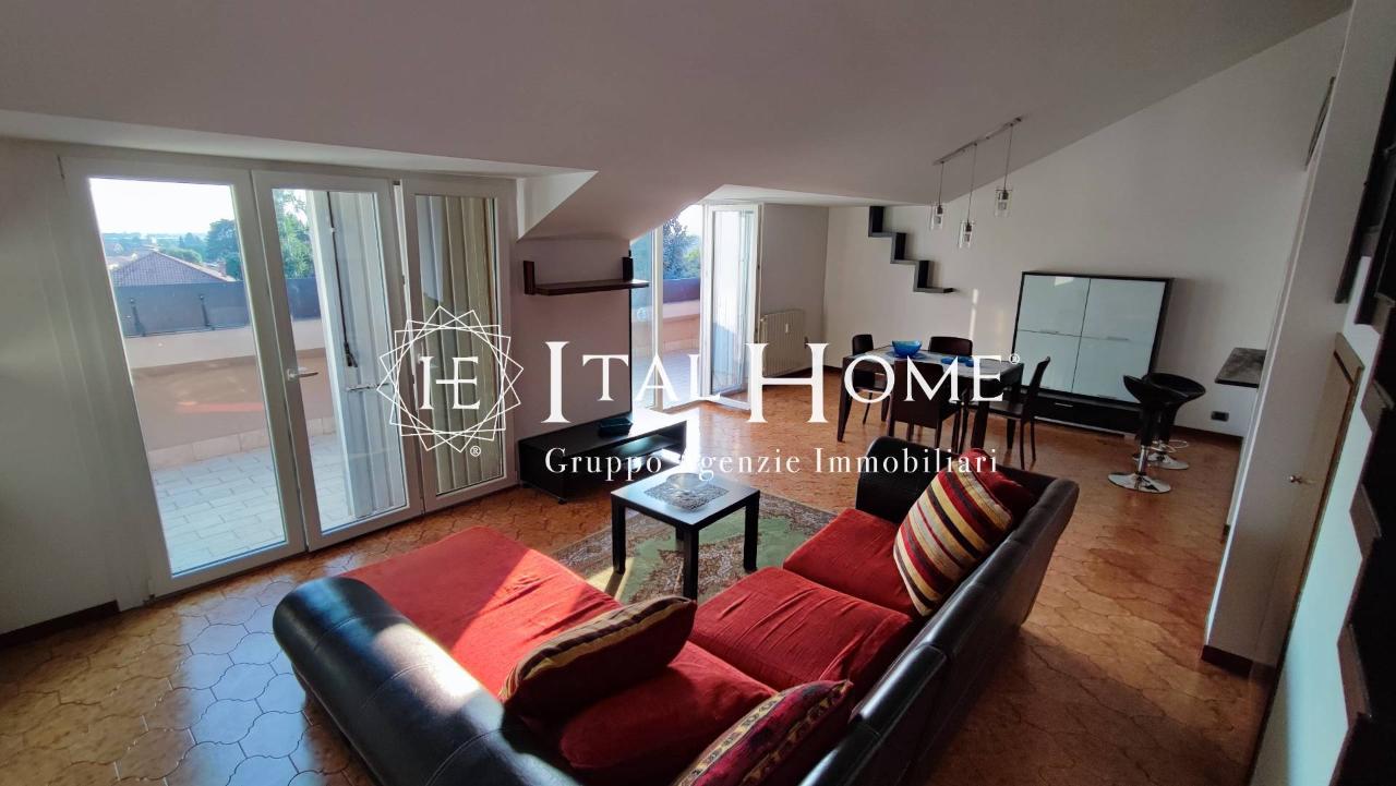 Attico in vendita a Imbersago