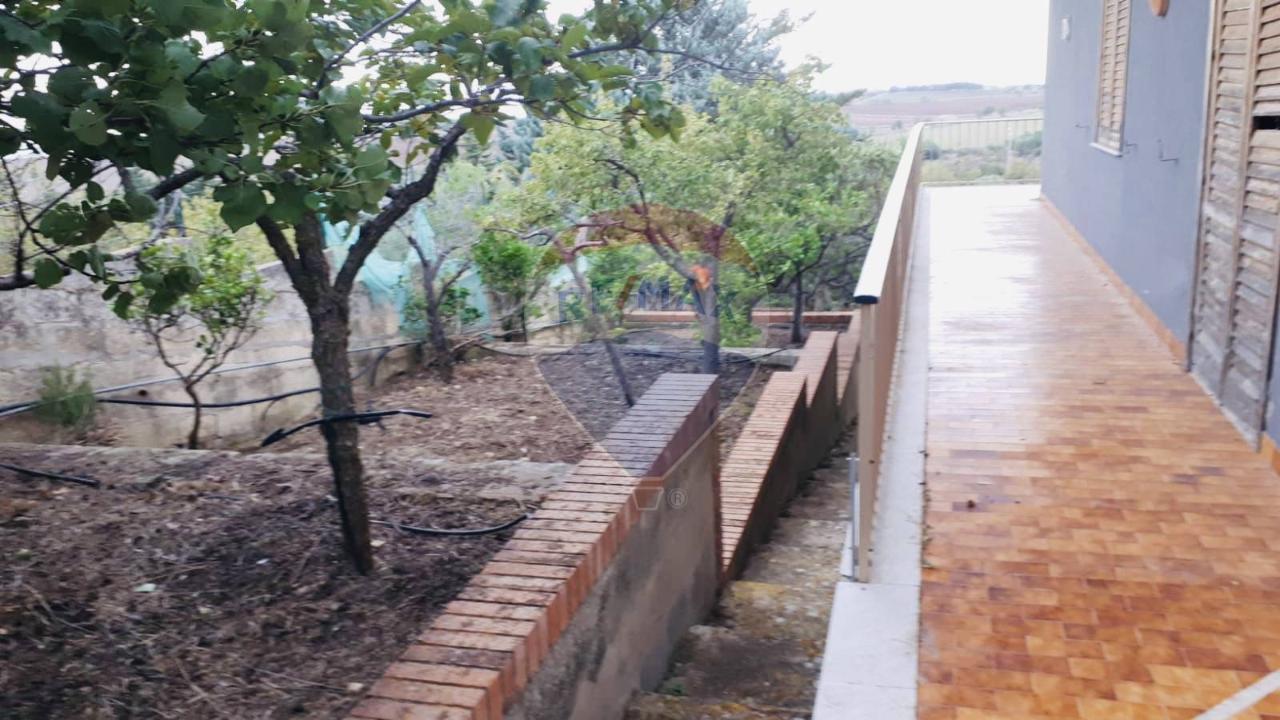 Villa in vendita a Chiaramonte Gulfi