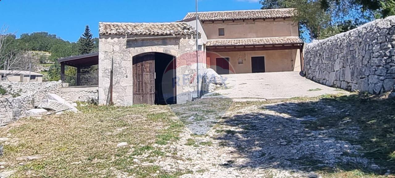 Rustico in vendita a Ragusa