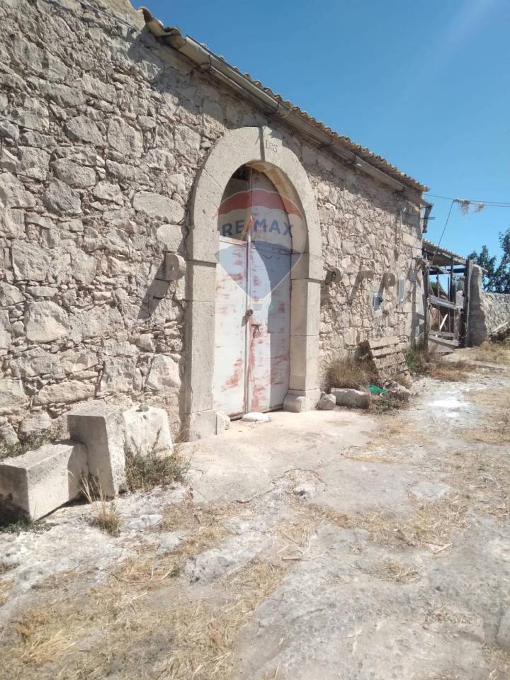 Rustico in vendita a Ragusa