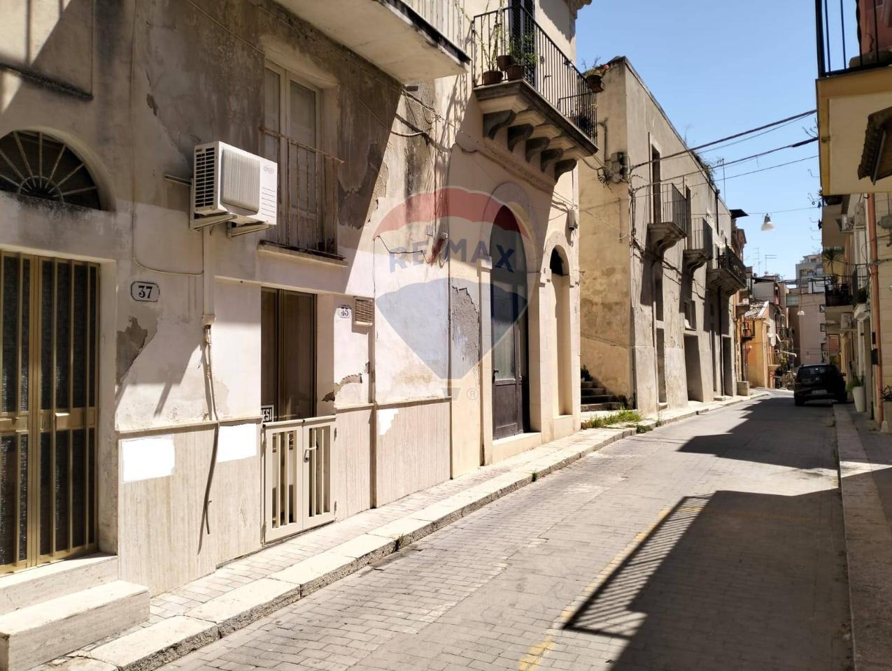 Casa indipendente in vendita a Ragusa