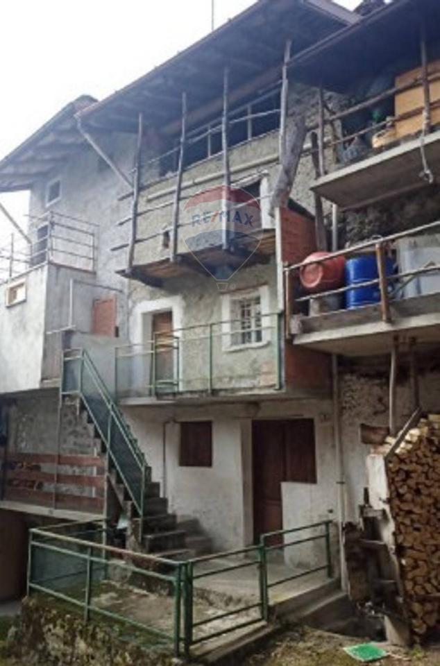 Casa indipendente in vendita a Cino