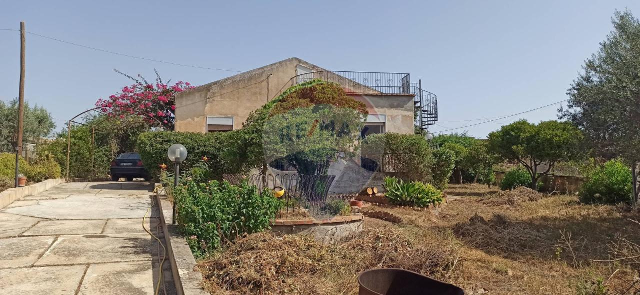Rustico in vendita a Chiaramonte Gulfi