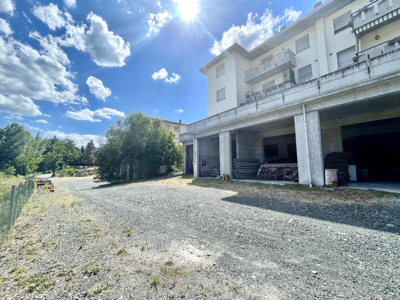 Magazzino in vendita a Solignano