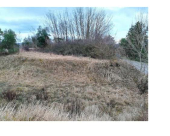 Terreno edificabile residenziale in vendita a Montone