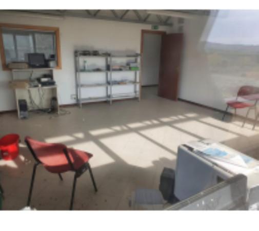 Magazzino in vendita a Piegaro
